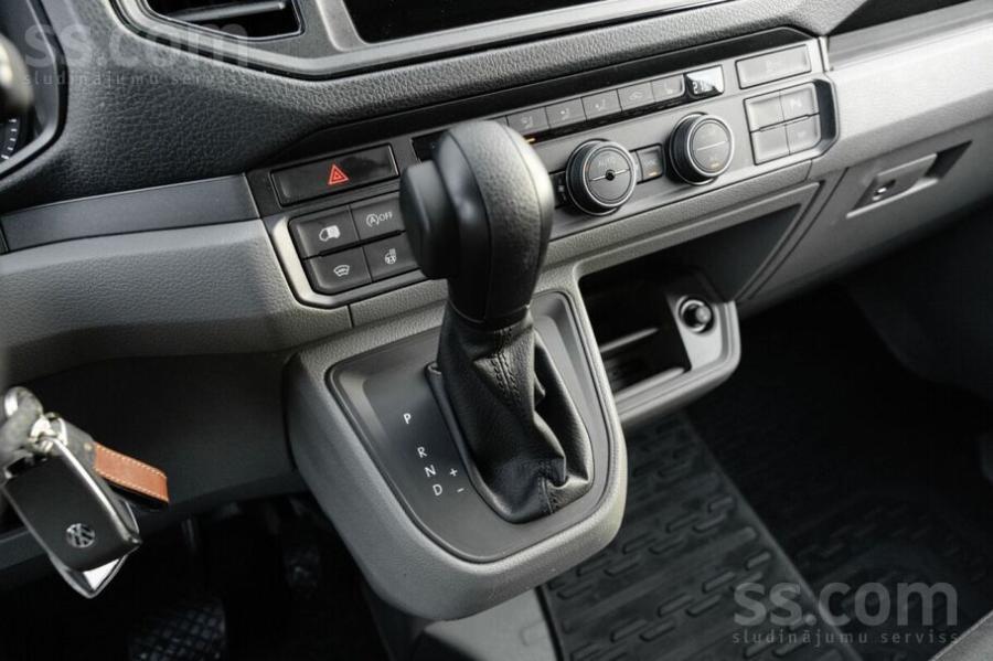 Balts Volkswagen Crafter 2024 Rīga, ar dzinēja tilpumu 2.00 L un nobraukumu 12 tūkst. km par 43900 €, foto 20 vietnē AUTOMOTO.COM.LV