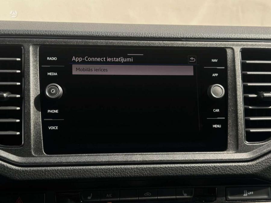 Balts Volkswagen Crafter 2024 Viļņa, ar dzinēja tilpumu 0.00 L un nobraukumu 40 tūkst. km par 54550 €, foto 16 vietnē AUTOMOTO.COM.LV