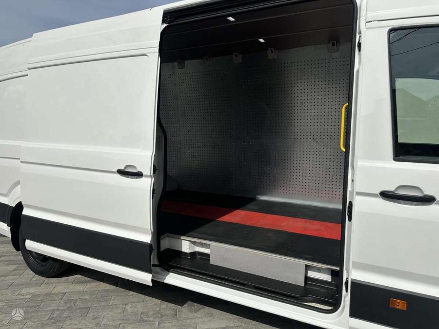 Balts Volkswagen Crafter 2024 Viļņa, ar dzinēja tilpumu 0.00 L un nobraukumu 40 tūkst. km par 54550 €, foto 21 vietnē AUTOMOTO.COM.LV