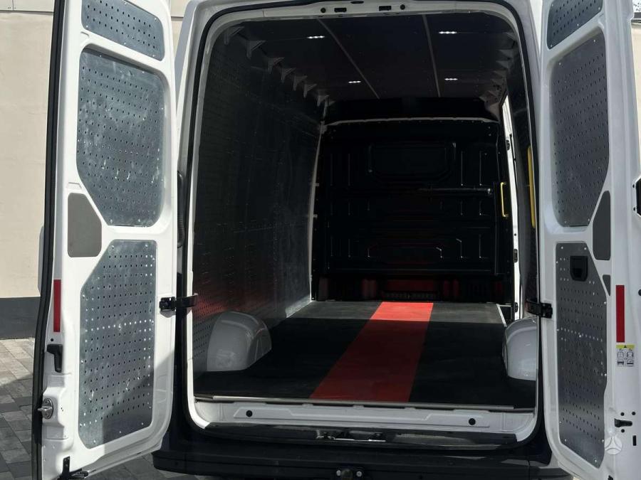 Balts Volkswagen Crafter 2024 Viļņa, ar dzinēja tilpumu 0.00 L un nobraukumu 40 tūkst. km par 54550 €, foto 22 vietnē AUTOMOTO.COM.LV
