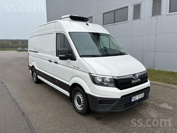 Volkswagen Crafter 2022 in Riga on AUTOMOTO.COM.LV White Volkswagen Crafter 2022 in Riga, with an engine capacity of 2.00 L and mileage of 311 thousand km for 13500 €, photo 1 on AUTOMOTO.COM.LV