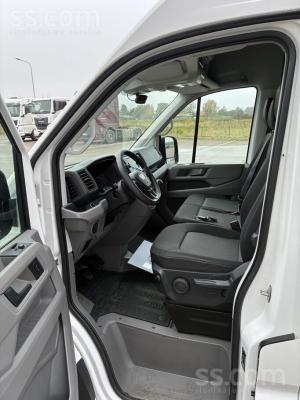 White Volkswagen Crafter 2022 in Riga, with an engine capacity of 2.00 L and mileage of 311 thousand km for 13500 €, photo 7 on AUTOMOTO.COM.LV