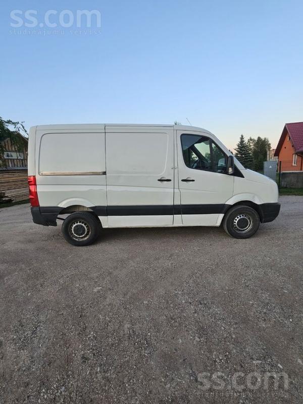 Balts Volkswagen Crafter 2006 Gulbene, ar dzinēja tilpumu 2.50 L un nobraukumu 450 tūkst. km par 4000 €, foto 3 vietnē AUTOMOTO.COM.LV