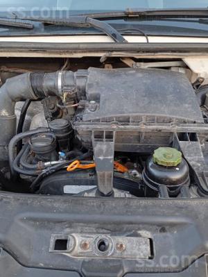 Balts Volkswagen Crafter 2007 Kuldīga, ar dzinēja tilpumu 2.50 L un nobraukumu 289 tūkst. km par 5000 €, foto 8 vietnē AUTOMOTO.COM.LV