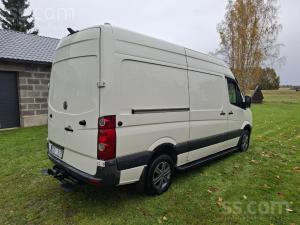 White Volkswagen Crafter 2010 in Riga, with an engine capacity of 2.50 L and mileage of 285 thousand km for 6500 €, photo 5 on AUTOMOTO.COM.LV