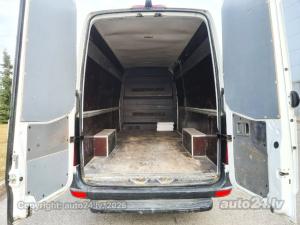 Balts Volkswagen Crafter 2013 Tallina, ar dzinēja tilpumu 2.00 L un nobraukumu 183 tūkst. km par 10500 €, foto 5 vietnē AUTOMOTO.COM.LV