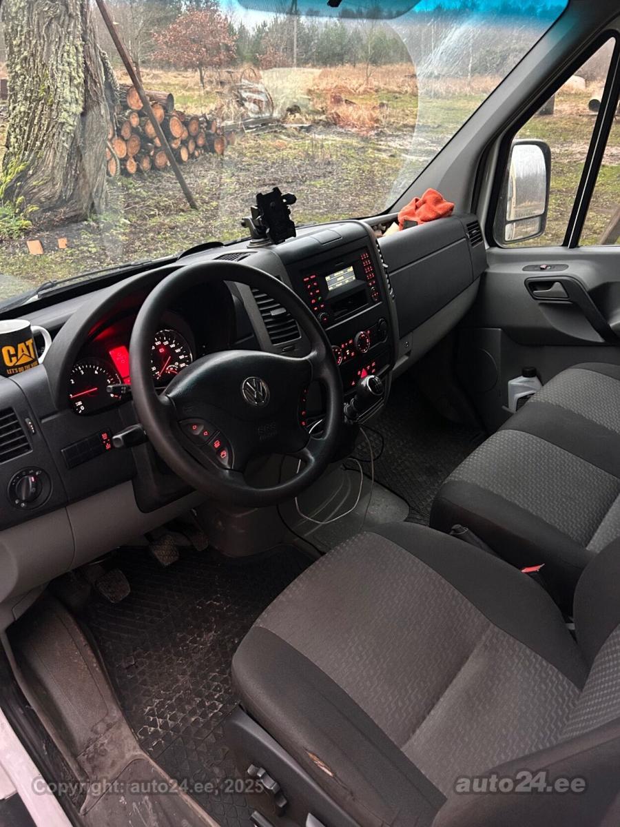 Balts Volkswagen Crafter 2014 Hāpsalu, ar dzinēja tilpumu 2.00 L un nobraukumu 303 tūkst. km par 11000 €, foto 4 vietnē AUTOMOTO.COM.LV