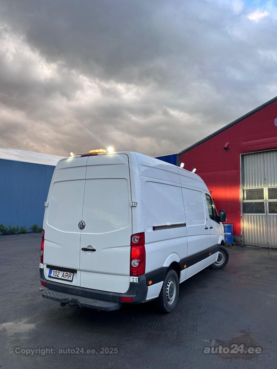 Balts Volkswagen Crafter 2014 Hāpsalu, ar dzinēja tilpumu 2.00 L un nobraukumu 303 tūkst. km par 11000 €, foto 6 vietnē AUTOMOTO.COM.LV