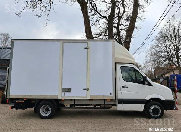 White Volkswagen Crafter 2016 in Riga, with an engine capacity of 2.00 L and mileage of 0 thousand km for 20449 €, photo 3 on AUTOMOTO.COM.LV