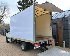 Balts Volkswagen Crafter 2016 Rīga, ar dzinēja tilpumu 2.00 L un nobraukumu 0 tūkst. km par 20449 €, foto 9 vietnē AUTOMOTO.COM.LV