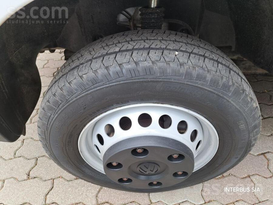 Balts Volkswagen Crafter 2016 Rīga, ar dzinēja tilpumu 2.00 L un nobraukumu 0 tūkst. km par 20449 €, foto 18 vietnē AUTOMOTO.COM.LV