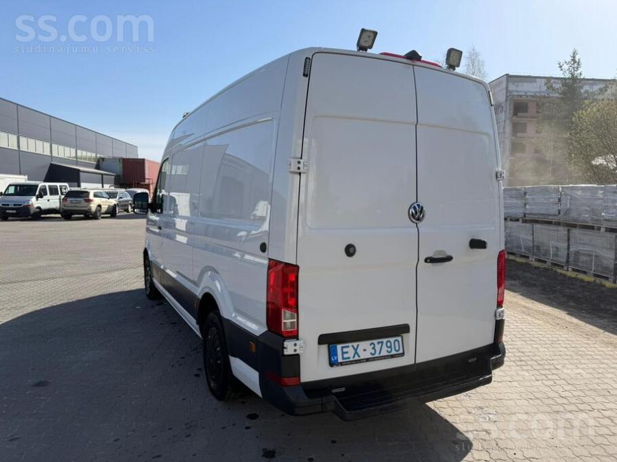 Balts Volkswagen Crafter 2018 Rīga, ar dzinēja tilpumu 2.00 L un nobraukumu 58 tūkst. km par 27500 €, foto 4 vietnē AUTOMOTO.COM.LV