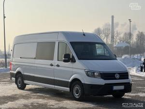 White Volkswagen Crafter 2019 in Taurage, with an engine capacity of 2.00 L and mileage of 883 thousand km for 10600 €, photo 4 on AUTOMOTO.COM.LV