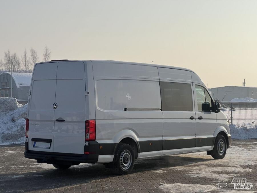 White Volkswagen Crafter 2019 in Taurage, with an engine capacity of 2.00 L and mileage of 883 thousand km for 10600 €, photo 5 on AUTOMOTO.COM.LV