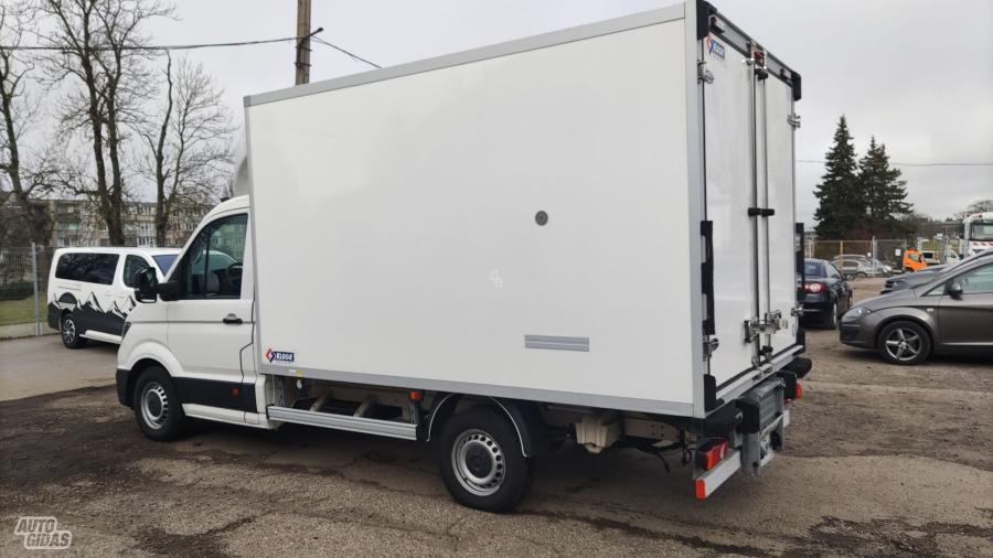 White Volkswagen Crafter 2019 in Klaipeda, with an engine capacity of 2.00 L and mileage of 250 thousand km for 22615 €, photo 7 on AUTOMOTO.COM.LV