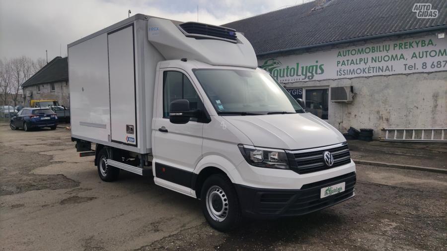 White Volkswagen Crafter 2019 in Klaipeda, with an engine capacity of 2.00 L and mileage of 250 thousand km for 22615 €, photo 8 on AUTOMOTO.COM.LV