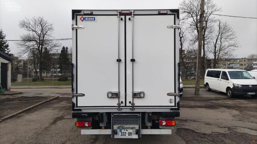 White Volkswagen Crafter 2019 in Klaipeda, with an engine capacity of 2.00 L and mileage of 250 thousand km for 22615 €, photo 13 on AUTOMOTO.COM.LV
