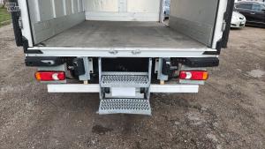 White Volkswagen Crafter 2019 in Klaipeda, with an engine capacity of 2.00 L and mileage of 250 thousand km for 22615 €, photo 17 on AUTOMOTO.COM.LV