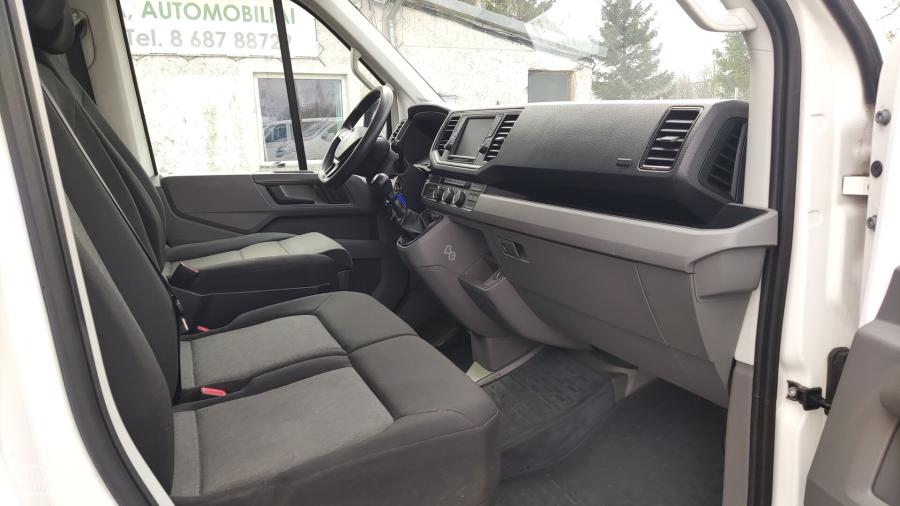 White Volkswagen Crafter 2019 in Klaipeda, with an engine capacity of 2.00 L and mileage of 250 thousand km for 22615 €, photo 27 on AUTOMOTO.COM.LV