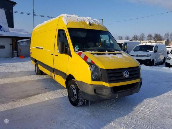 Yellow Volkswagen Crafter 2015 in Kaunas, with an engine capacity of 1.97 L and mileage of 168 thousand km for 11919 €, photo 4 on AUTOMOTO.COM.LV