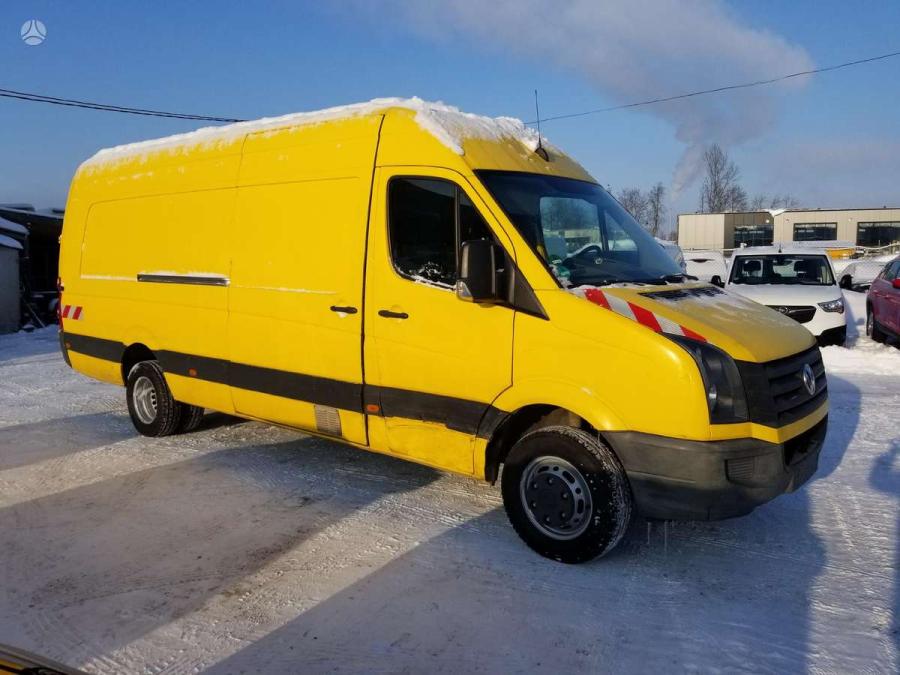 Yellow Volkswagen Crafter 2015 in Kaunas, with an engine capacity of 1.97 L and mileage of 168 thousand km for 11919 €, photo 5 on AUTOMOTO.COM.LV