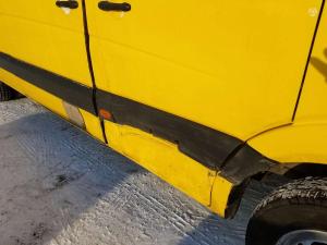 Yellow Volkswagen Crafter 2015 in Kaunas, with an engine capacity of 1.97 L and mileage of 168 thousand km for 11919 €, photo 6 on AUTOMOTO.COM.LV