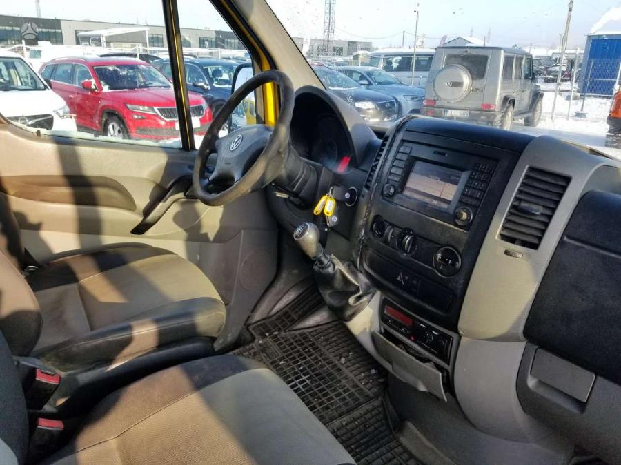 Dzeltens Volkswagen Crafter 2015 Kauņa, ar dzinēja tilpumu 1.97 L un nobraukumu 168 tūkst. km par 11919 €, foto 13 vietnē AUTOMOTO.COM.LV