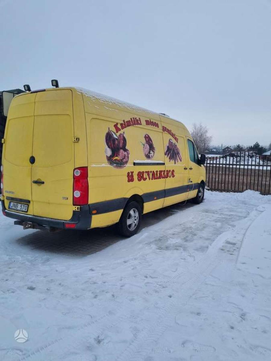 Yellow Volkswagen Crafter 2016 in Marijampole, with an engine capacity of 1.97 L and mileage of 240 thousand km for 19500 €, photo 1 on AUTOMOTO.COM.LV