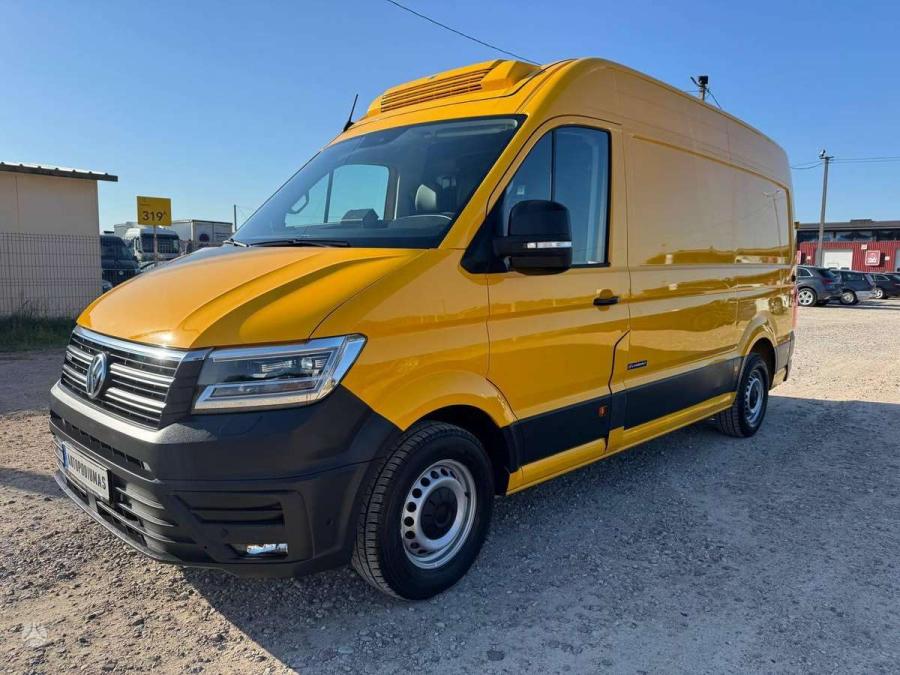 Yellow Volkswagen Crafter 2020 in Vilnius, with an engine capacity of 0.00 L and mileage of 40 thousand km for 14300 €, photo 1 on AUTOMOTO.COM.LV