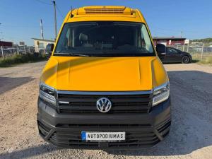 Yellow Volkswagen Crafter 2020 in Vilnius, with an engine capacity of 0.00 L and mileage of 40 thousand km for 14300 €, photo 3 on AUTOMOTO.COM.LV
