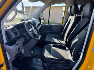 Yellow Volkswagen Crafter 2020 in Vilnius, with an engine capacity of 0.00 L and mileage of 40 thousand km for 14300 €, photo 14 on AUTOMOTO.COM.LV