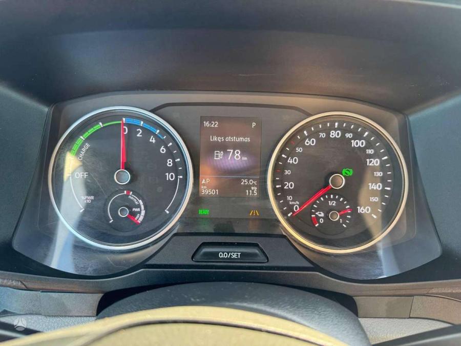 Yellow Volkswagen Crafter 2020 in Vilnius, with an engine capacity of 0.00 L and mileage of 40 thousand km for 14300 €, photo 17 on AUTOMOTO.COM.LV