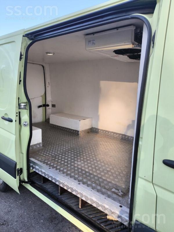 Yellow Volkswagen Crafter 2012 in Riga, with an engine capacity of 2.00 L and mileage of 208 thousand km for 6500 €, photo 9 on AUTOMOTO.COM.LV