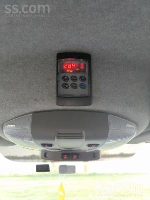 Dzeltens Volkswagen Crafter 2012 Rīga, ar dzinēja tilpumu 2.00 L un nobraukumu 208 tūkst. km par 6500 €, foto 13 vietnē AUTOMOTO.COM.LV