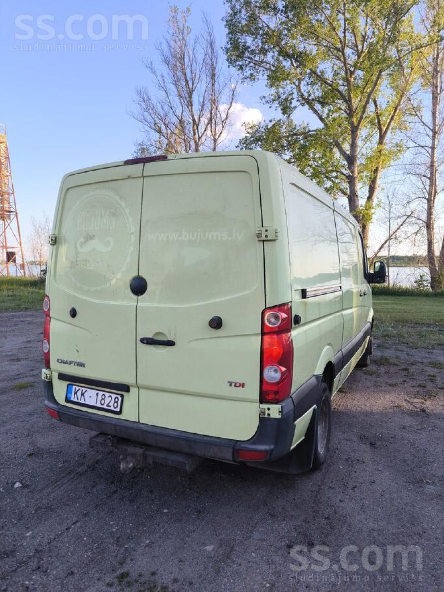 Dzeltens Volkswagen Crafter 2012 Rīga, ar dzinēja tilpumu 2.00 L un nobraukumu 208 tūkst. km par 4700 €, foto 5 vietnē AUTOMOTO.COM.LV