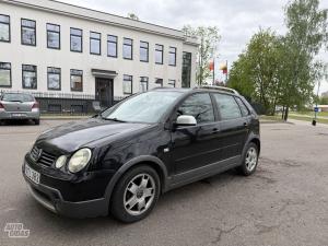 Черный Фольксваген Кросс Поло 2005 в Каунас, объемом двигателя 1.40 л и пробегом 314 тыс. км за 920 €, фото 10 на AUTOMOTO.COM.LV