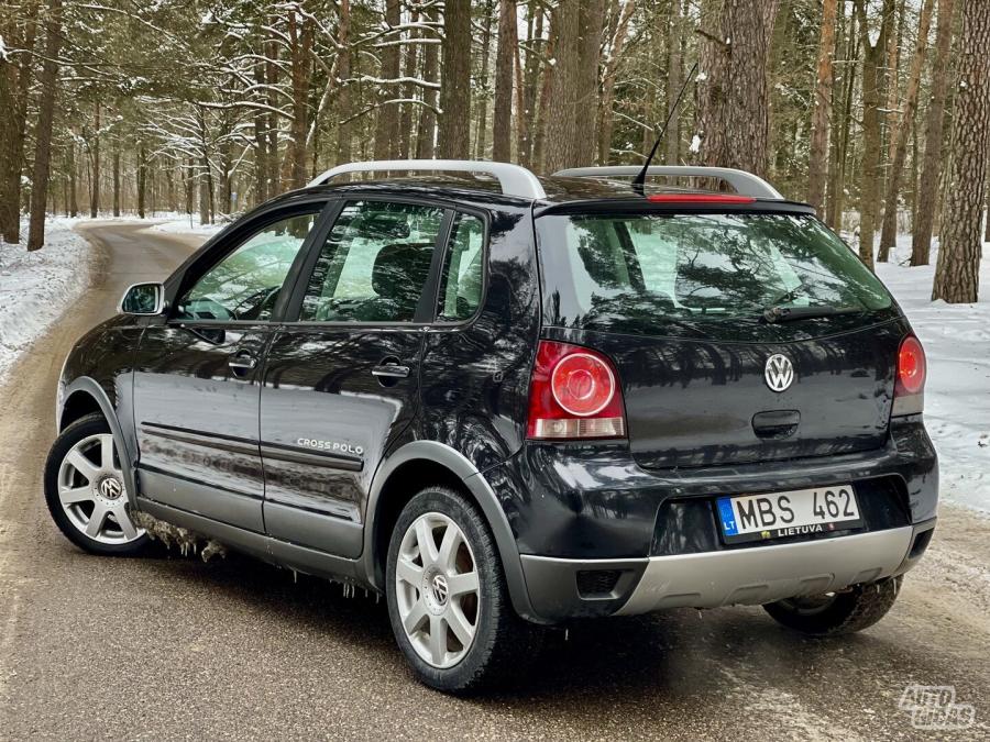 Volkswagen cross-polo 2008 Viļņa, ar dzinēja tilpumu 1.40 L un nobraukumu 192 tūkst. km par 2500 €, foto 8 vietnē AUTOMOTO.COM.LV