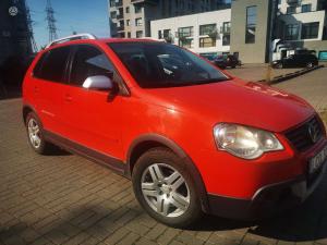 Red Volkswagen cross-polo 2008 in Vilnius, with an engine capacity of 1.40 L and mileage of 194 thousand km for 2750 €, photo 7 on AUTOMOTO.COM.LV