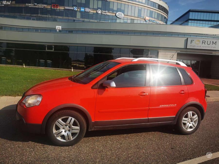 Sarkans Volkswagen cross-polo 2008 Viļņa, ar dzinēja tilpumu 1.40 L un nobraukumu 194 tūkst. km par 2690 €, foto 10 vietnē AUTOMOTO.COM.LV