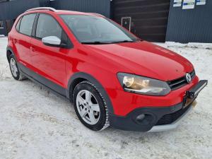 Sarkans Volkswagen cross-polo 2011 Rokiškis, ar dzinēja tilpumu 1.20 L un nobraukumu 267 tūkst. km par 2850 €, foto 3 vietnē AUTOMOTO.COM.LV