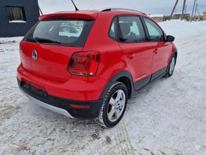 Sarkans Volkswagen cross-polo 2011 Rokiškis, ar dzinēja tilpumu 1.20 L un nobraukumu 267 tūkst. km par 2850 €, foto 6 vietnē AUTOMOTO.COM.LV