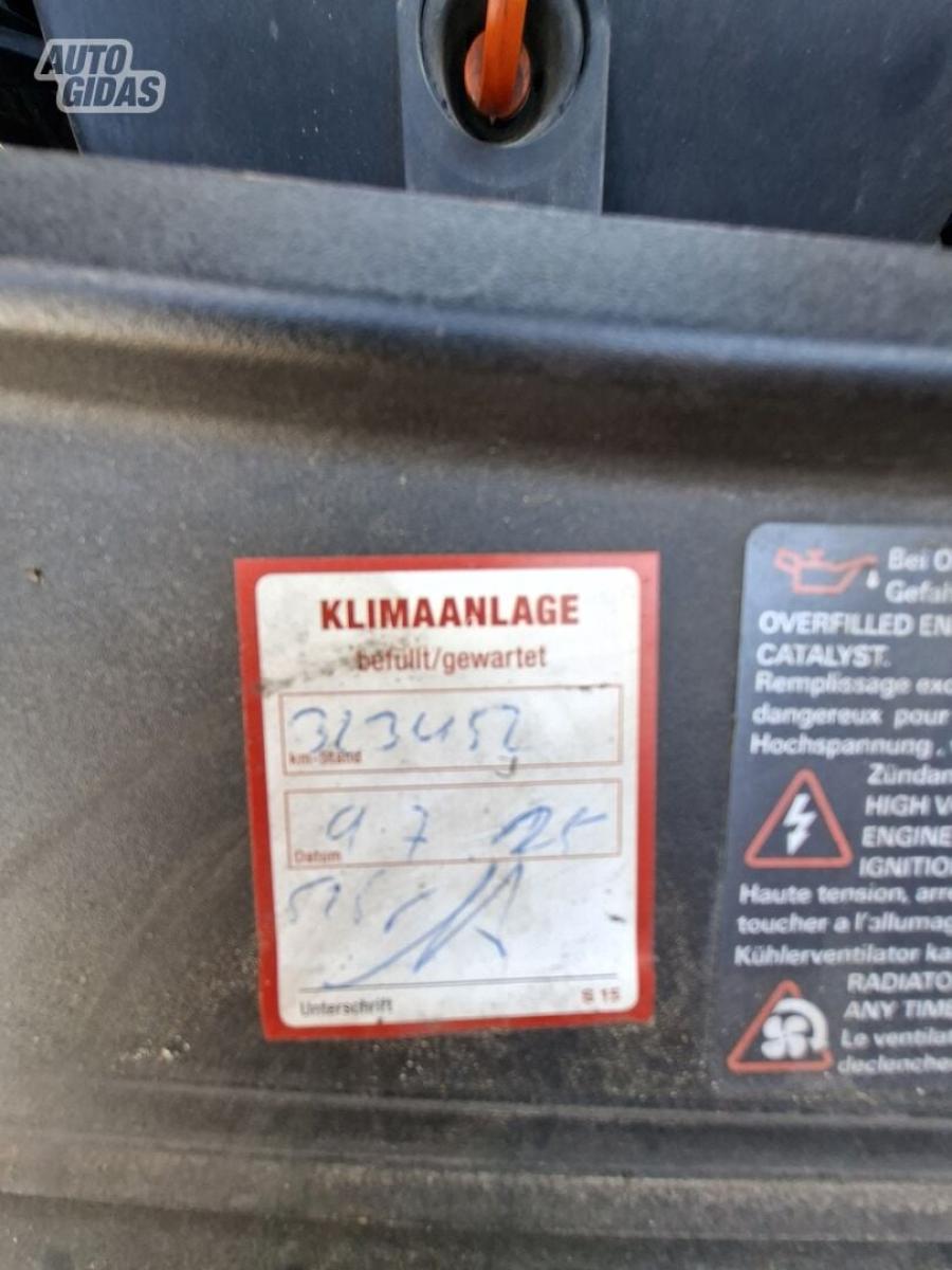Black Volkswagen cross-touran 2008 in Telschi, with an engine capacity of 2.00 L and mileage of 339 thousand km for 3400 €, photo 19 on AUTOMOTO.COM.LV