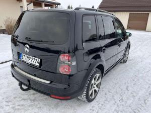 Melns Volkswagen cross-touran 2008 Vilkaviškis, ar dzinēja tilpumu 2.00 L un nobraukumu 275 tūkst. km par 3700 €, foto 5 vietnē AUTOMOTO.COM.LV
