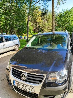Melns Volkswagen cross-touran 2009 Visaginas, ar dzinēja tilpumu 1.40 L un nobraukumu 242 tūkst. km par 3500 €, foto 11 vietnē AUTOMOTO.COM.LV
