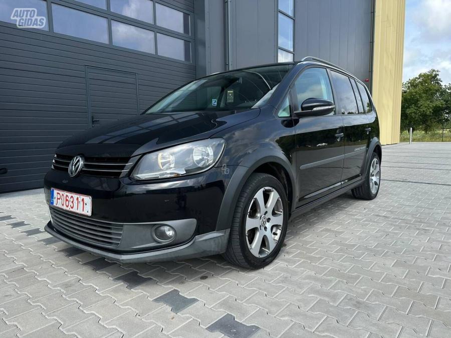 Melns Volkswagen cross-touran 2012 Klaipėda, ar dzinēja tilpumu 1.60 L un nobraukumu 249 tūkst. km par 6400 €, foto 3 vietnē AUTOMOTO.COM.LV