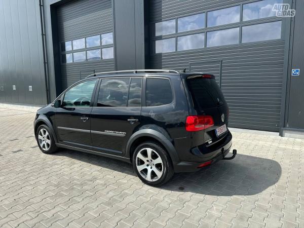 Melns Volkswagen cross-touran 2012 Klaipėda, ar dzinēja tilpumu 1.60 L un nobraukumu 249 tūkst. km par 6400 €, foto 6 vietnē AUTOMOTO.COM.LV
