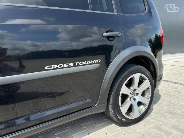 Melns Volkswagen cross-touran 2012 Klaipėda, ar dzinēja tilpumu 1.60 L un nobraukumu 249 tūkst. km par 6400 €, foto 8 vietnē AUTOMOTO.COM.LV