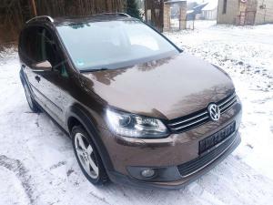 Brown Volkswagen cross-touran 2011 in Utena, with an engine capacity of 1.39 L and mileage of 222 thousand km for 6300 €, photo 10 on AUTOMOTO.COM.LV