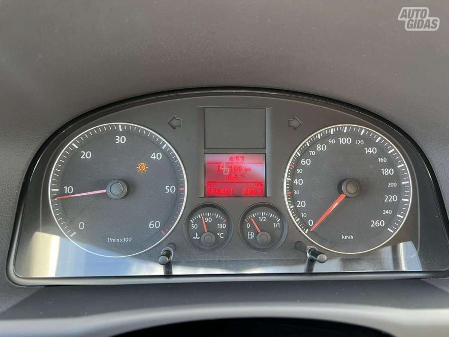 Pelēks Volkswagen cross-touran 2007 Kėdainiai, ar dzinēja tilpumu 2.00 L un nobraukumu 275 tūkst. km par 3999 €, foto 26 vietnē AUTOMOTO.COM.LV