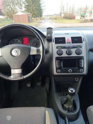 Pelēks Volkswagen cross-touran 2009 Vilkaviškis, ar dzinēja tilpumu 1.90 L un nobraukumu 293 tūkst. km par 3999 €, foto 10 vietnē AUTOMOTO.COM.LV